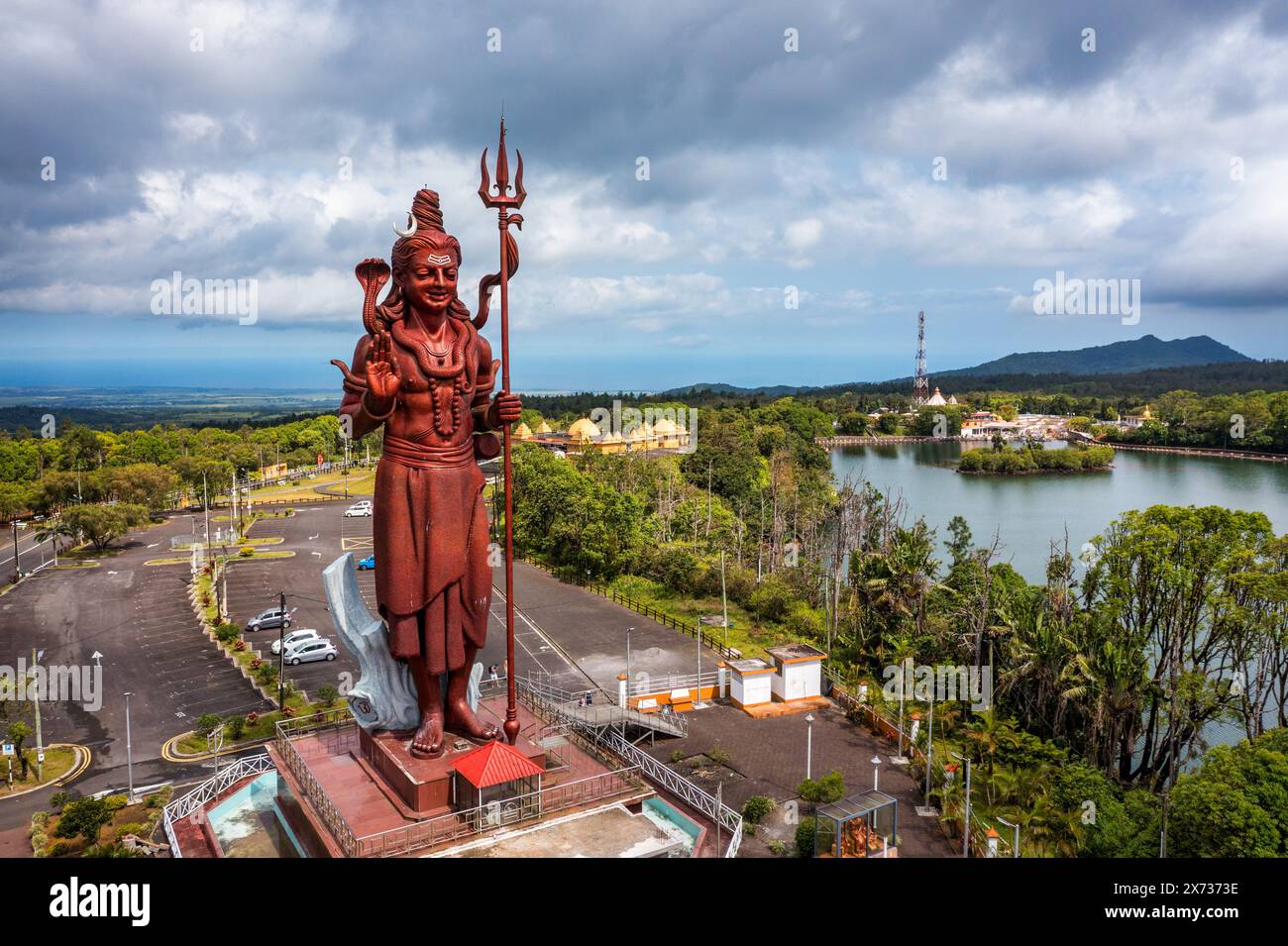 Shiva Statue, 33 m tall Hindu god, standing at the entrance of Ganga ...