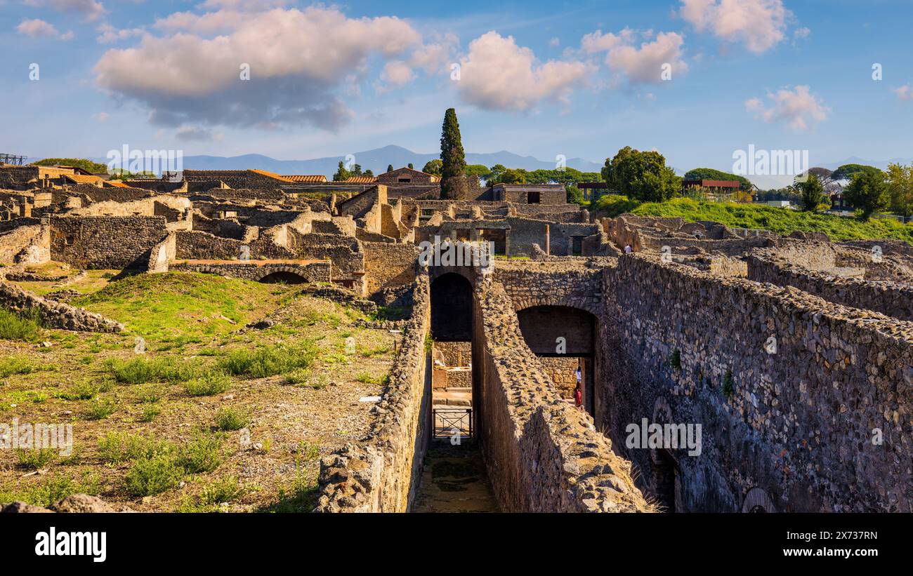Ancient ruins of Pompei city (Scavi di Pompei), Naples, Italy. View of ...