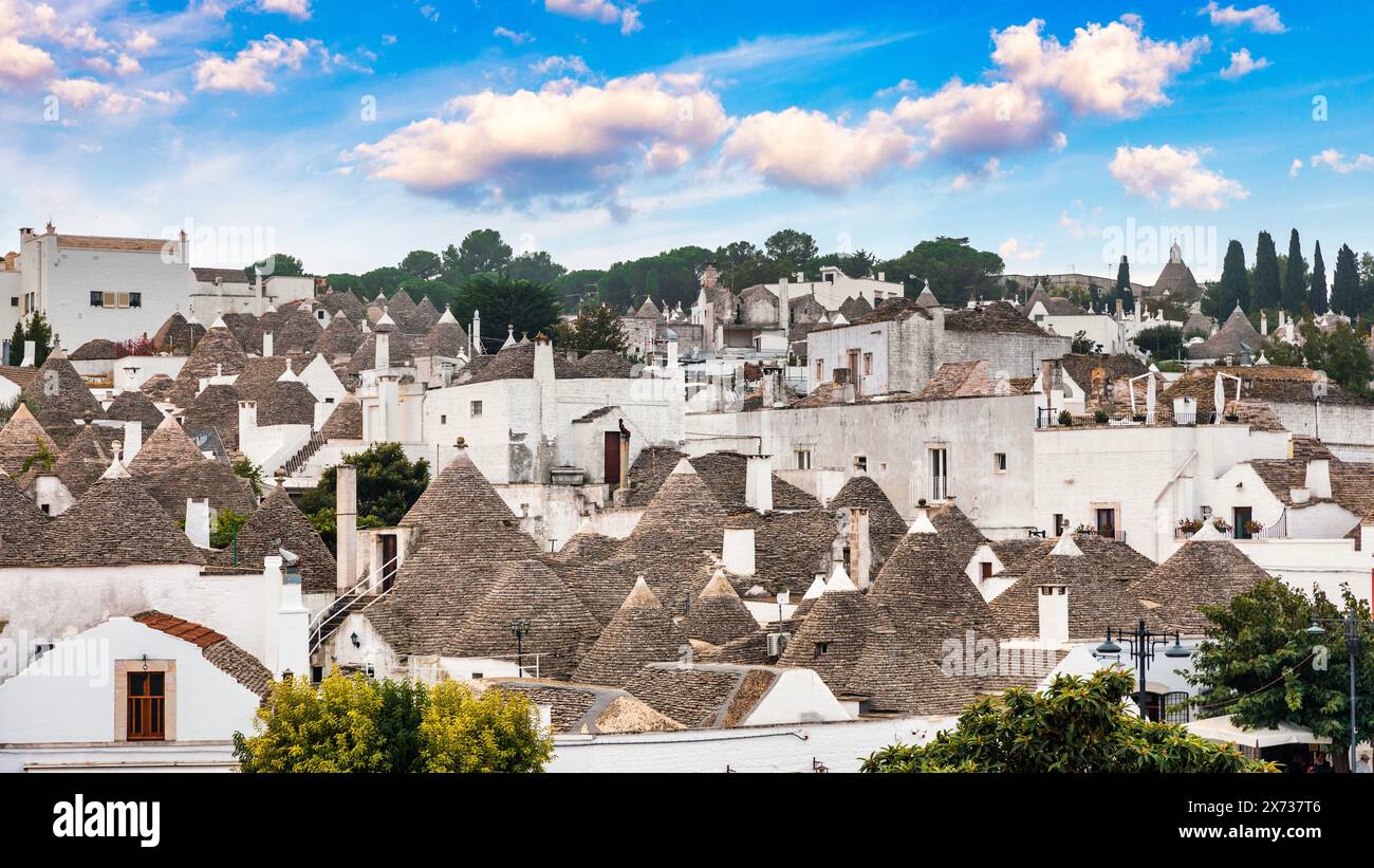 Alberobello city hi-res stock photography and images - Alamy