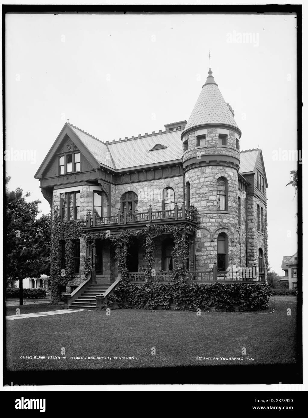 Alpha delta phi peninsular chapter hi-res stock photography and images ...