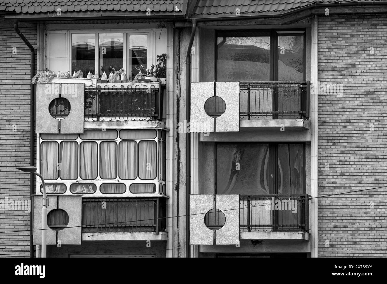 European apartment building balcony view Black and White Stock Photos ...