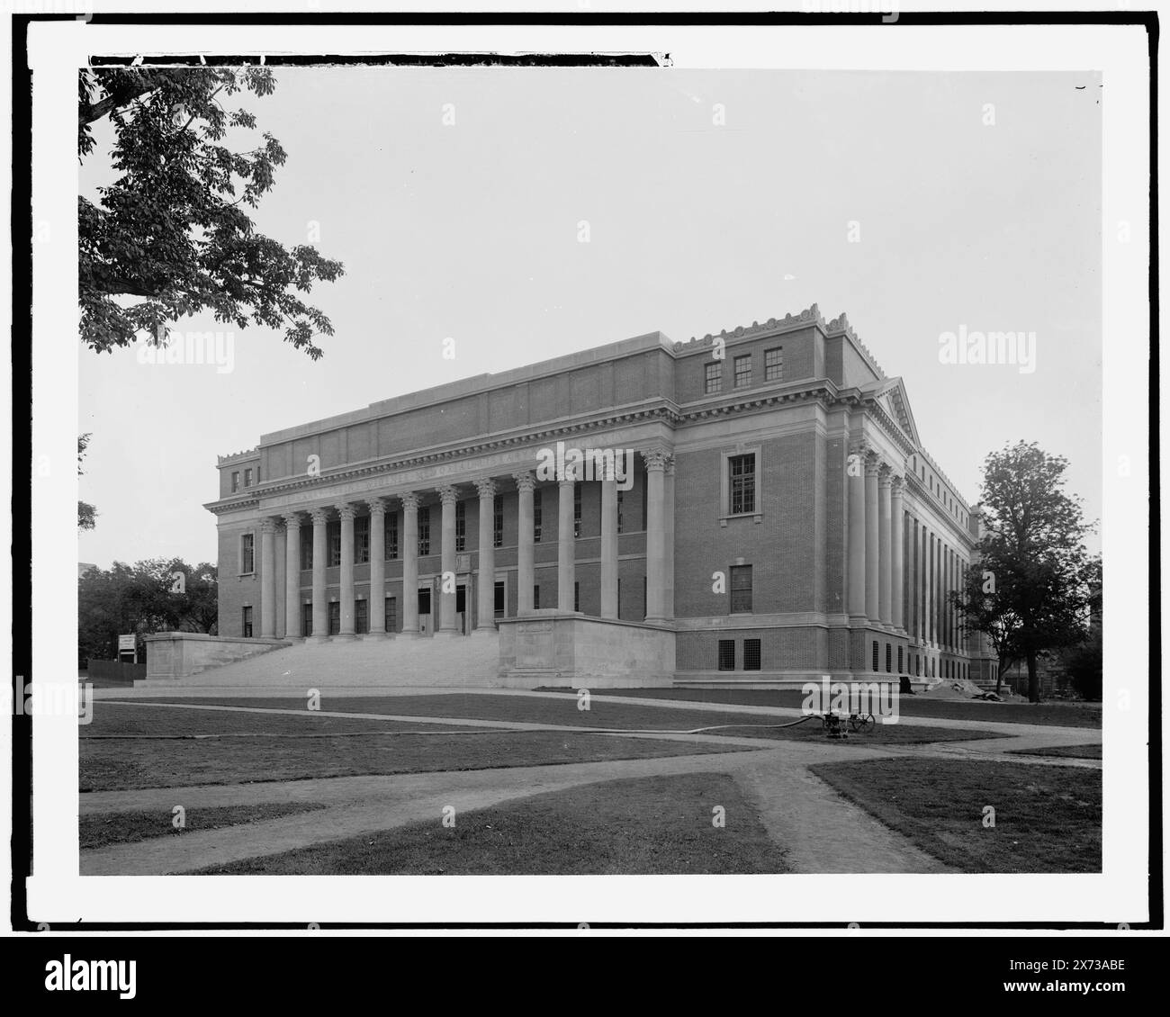 Widener library harvard Black and White Stock Photos & Images - Alamy
