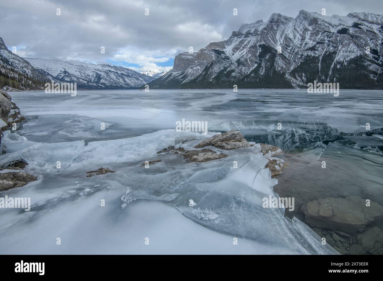 Canada; Alberta; Rocky Mountains; Banff; National Park; winter; travel ...