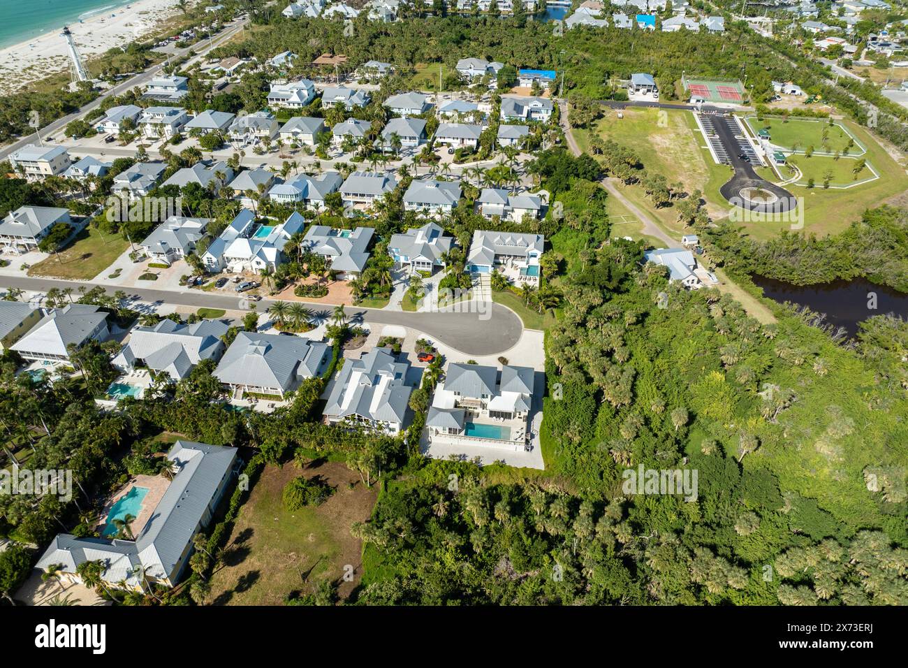 American waterfront houses in rural US suburbs. Large residential homes ...