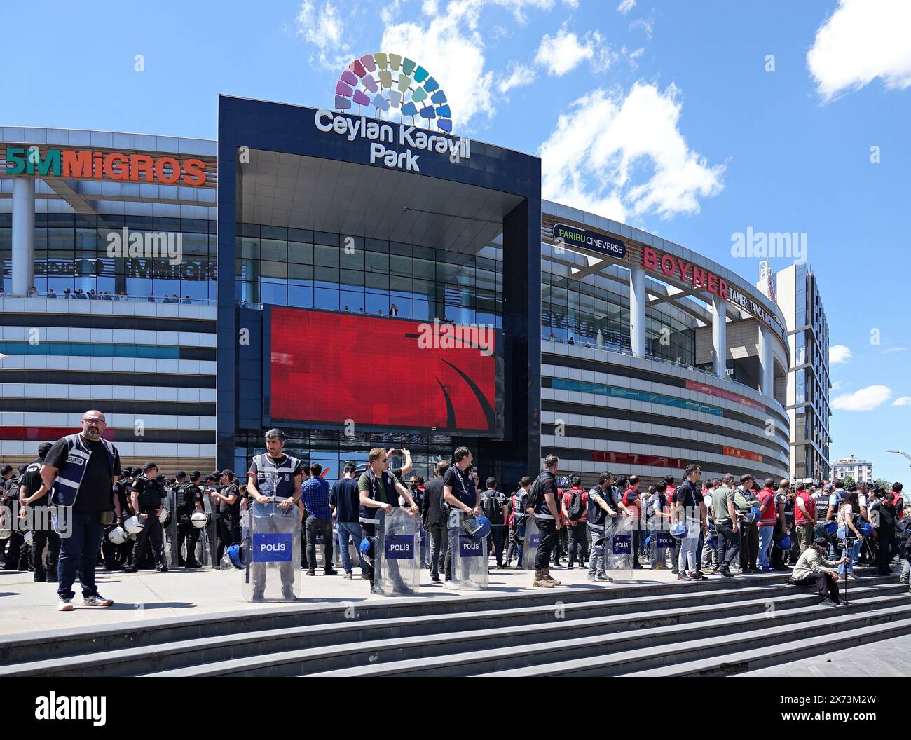 Ceylan city shopping mall hi-res stock photography and images - Alamy