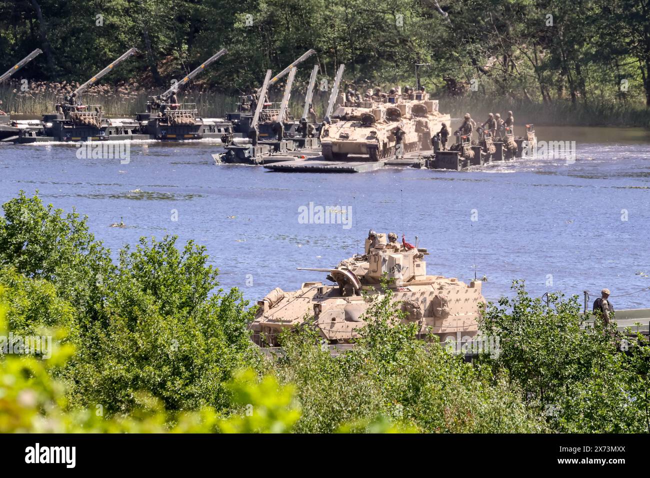 Demonstration armoured division hi-res stock photography and images - Alamy