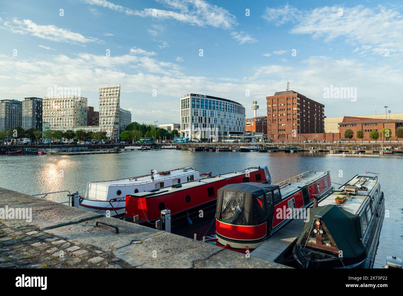 Sunset at Salthouse Dock in Liverpool, England Stock Photo - Alamy
