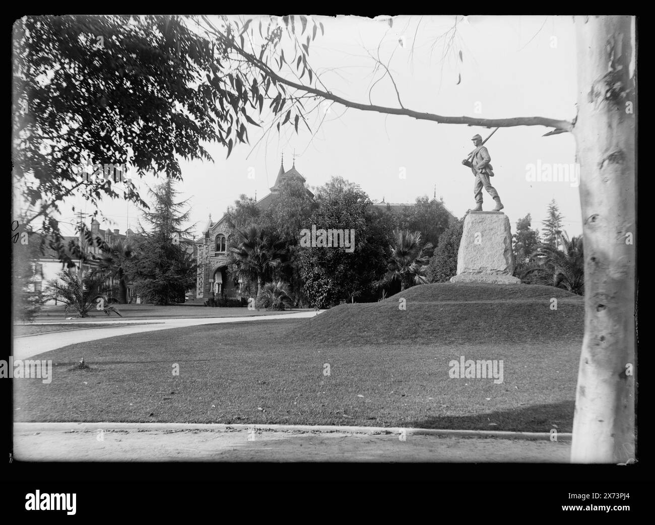 Libraries for soldiers Black and White Stock Photos & Images - Alamy