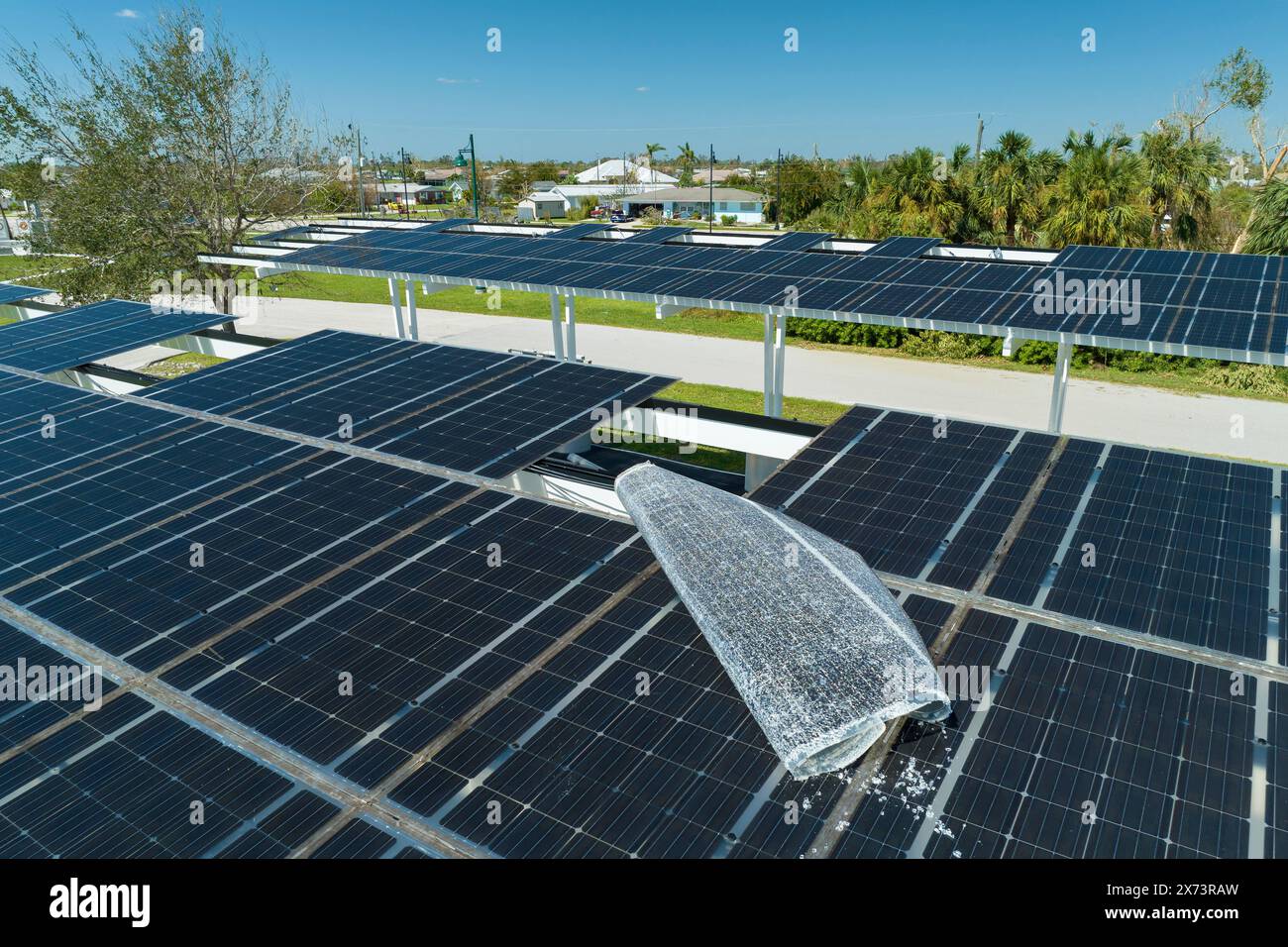 Failing of photovoltaic technology integrated in urban infrastructure ...
