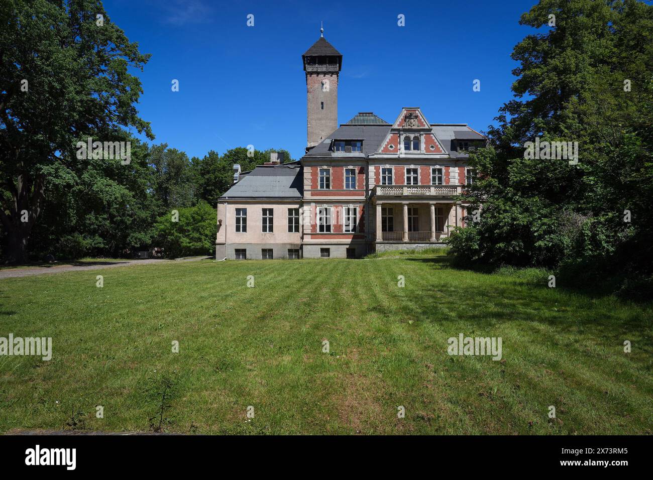 Queen's gambit park hi-res stock photography and images - Alamy