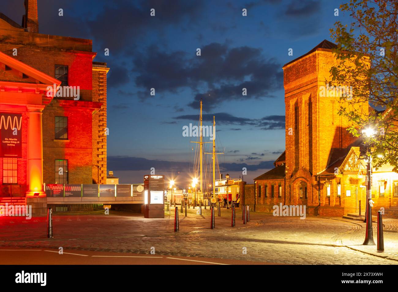 Night falls at Hartley Quay, Liverpool docks, England Stock Photo - Alamy