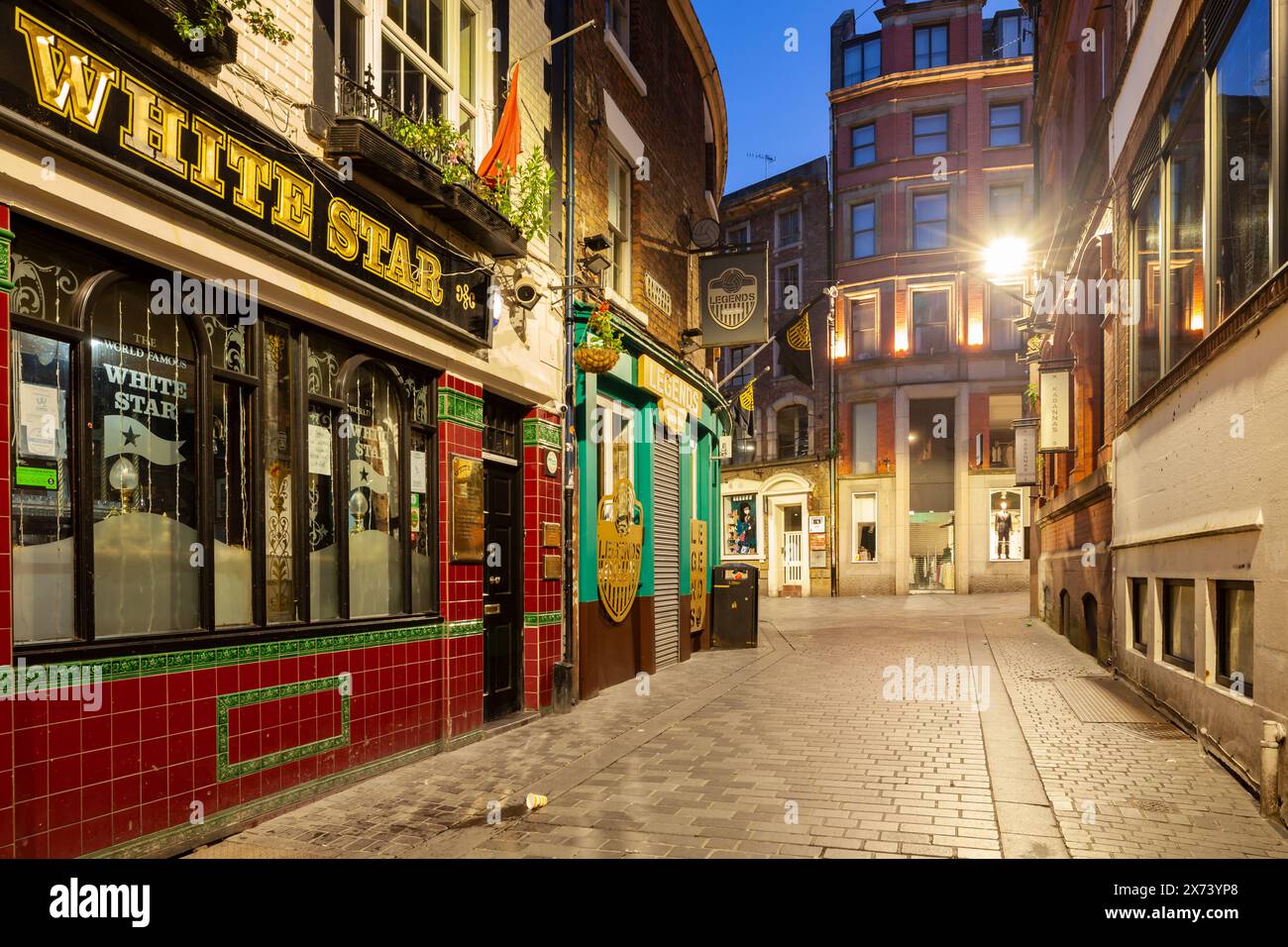 White star pub liverpool hi-res stock photography and images - Alamy
