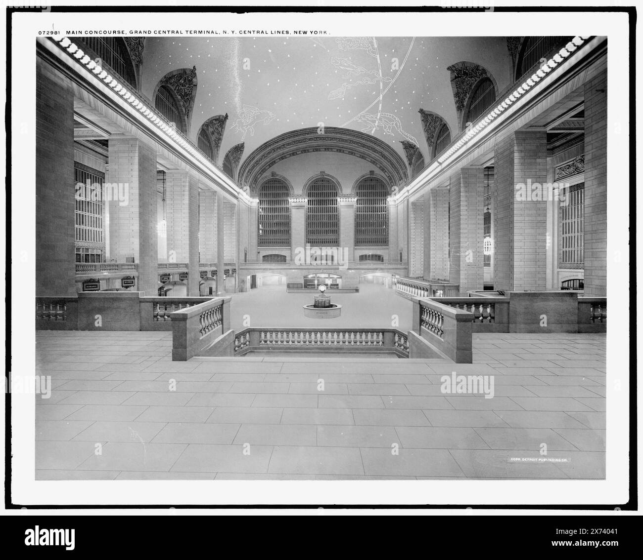 Interior grand concourse central Cut Out Stock Images & Pictures - Alamy