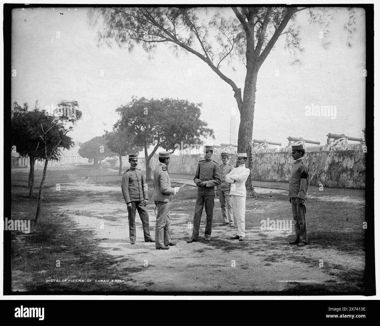Havana cuba armies Black and White Stock Photos & Images - Alamy