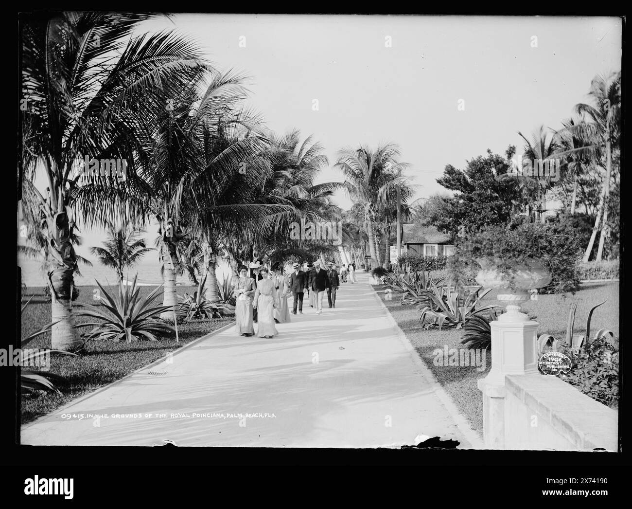 Royal palms beach Black and White Stock Photos & Images - Alamy