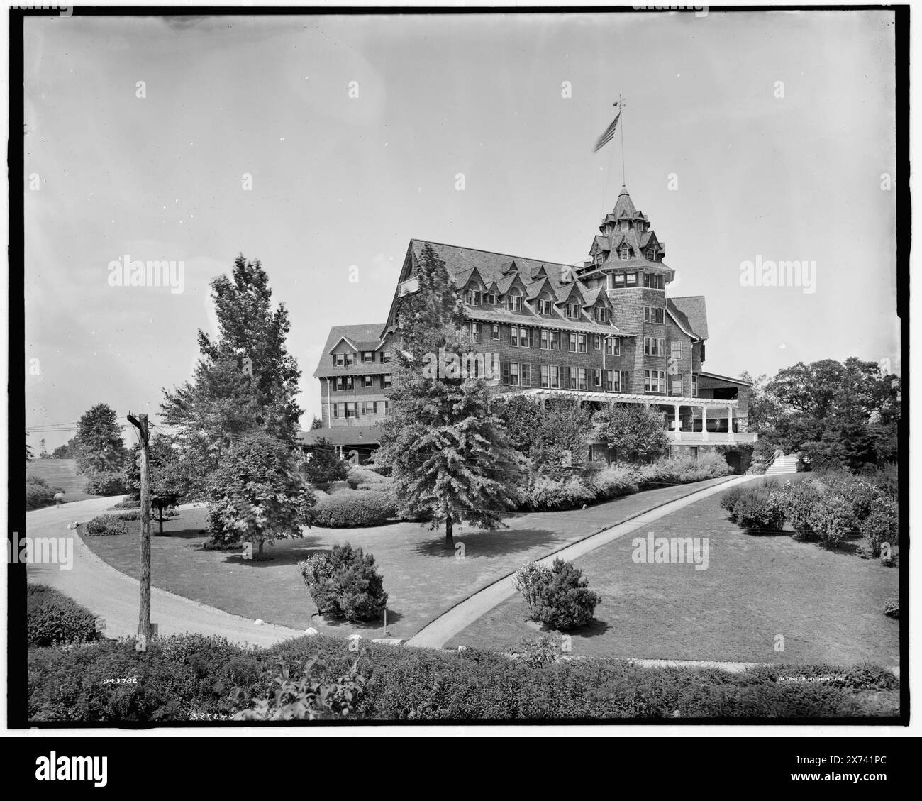 Resort staff hospitality Cut Out Stock Images & Pictures - Alamy