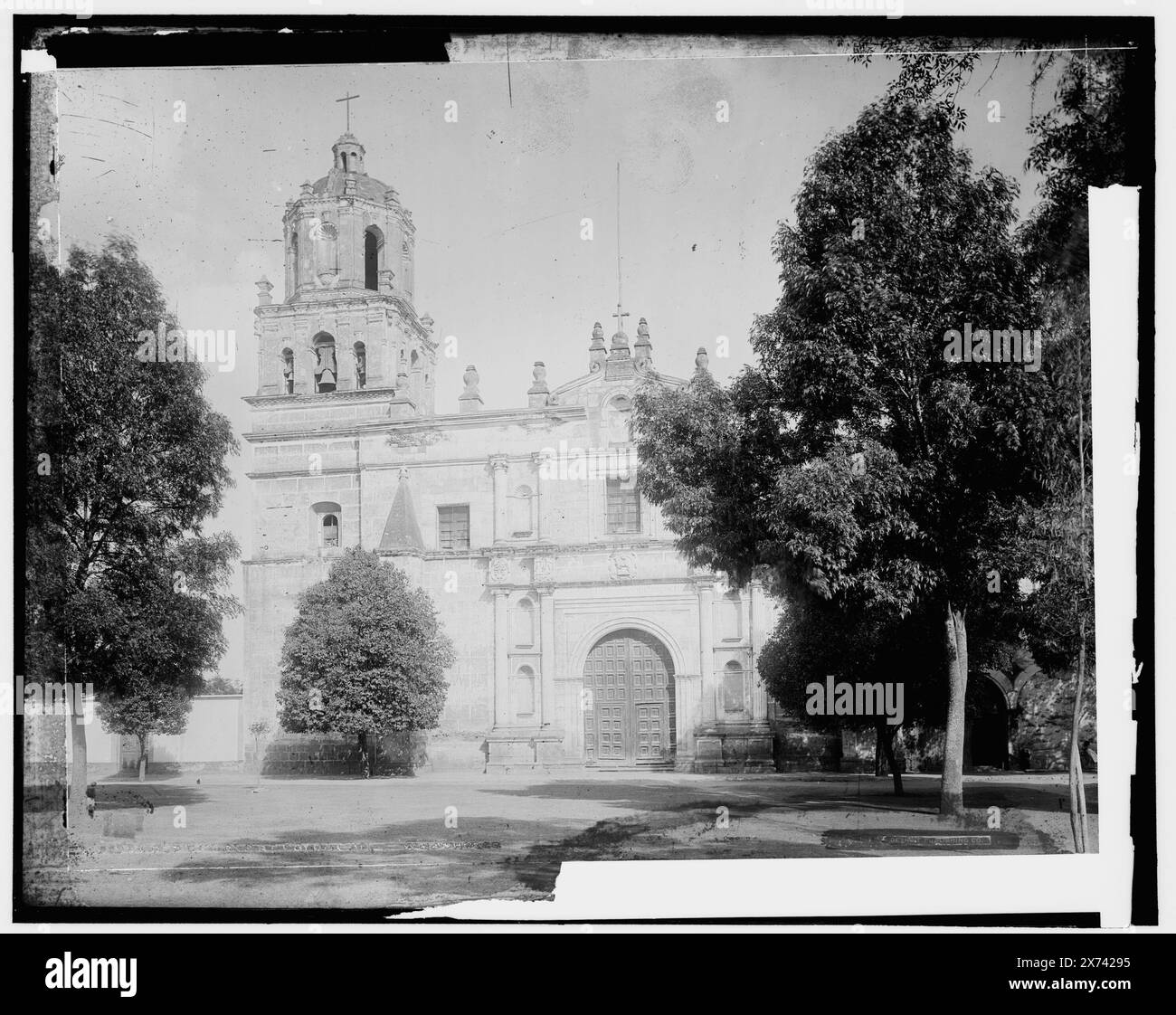 Old church on city Black and White Stock Photos & Images - Alamy