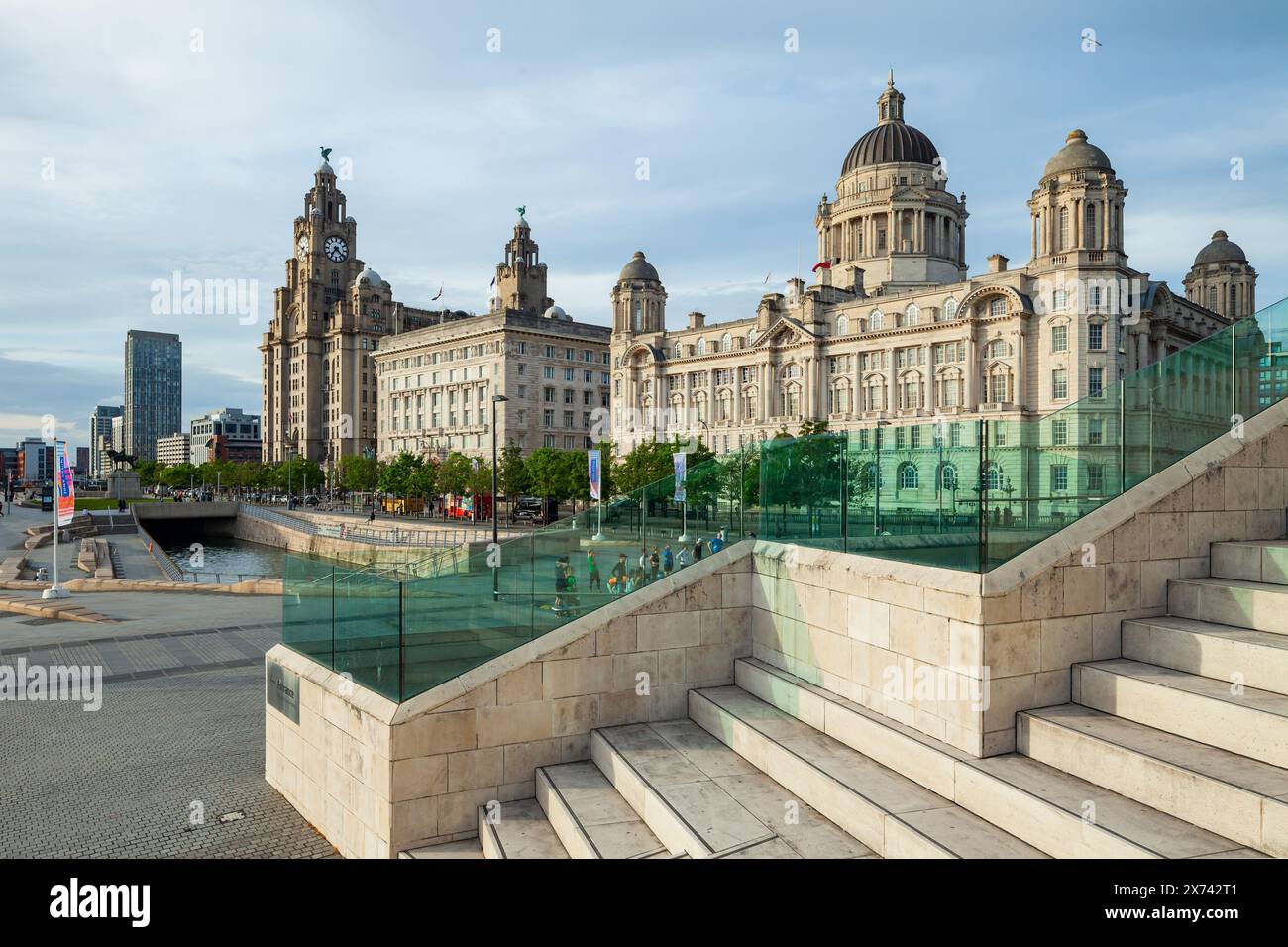 The Three Graces seen from the steps of the Museum of Liverpool ...