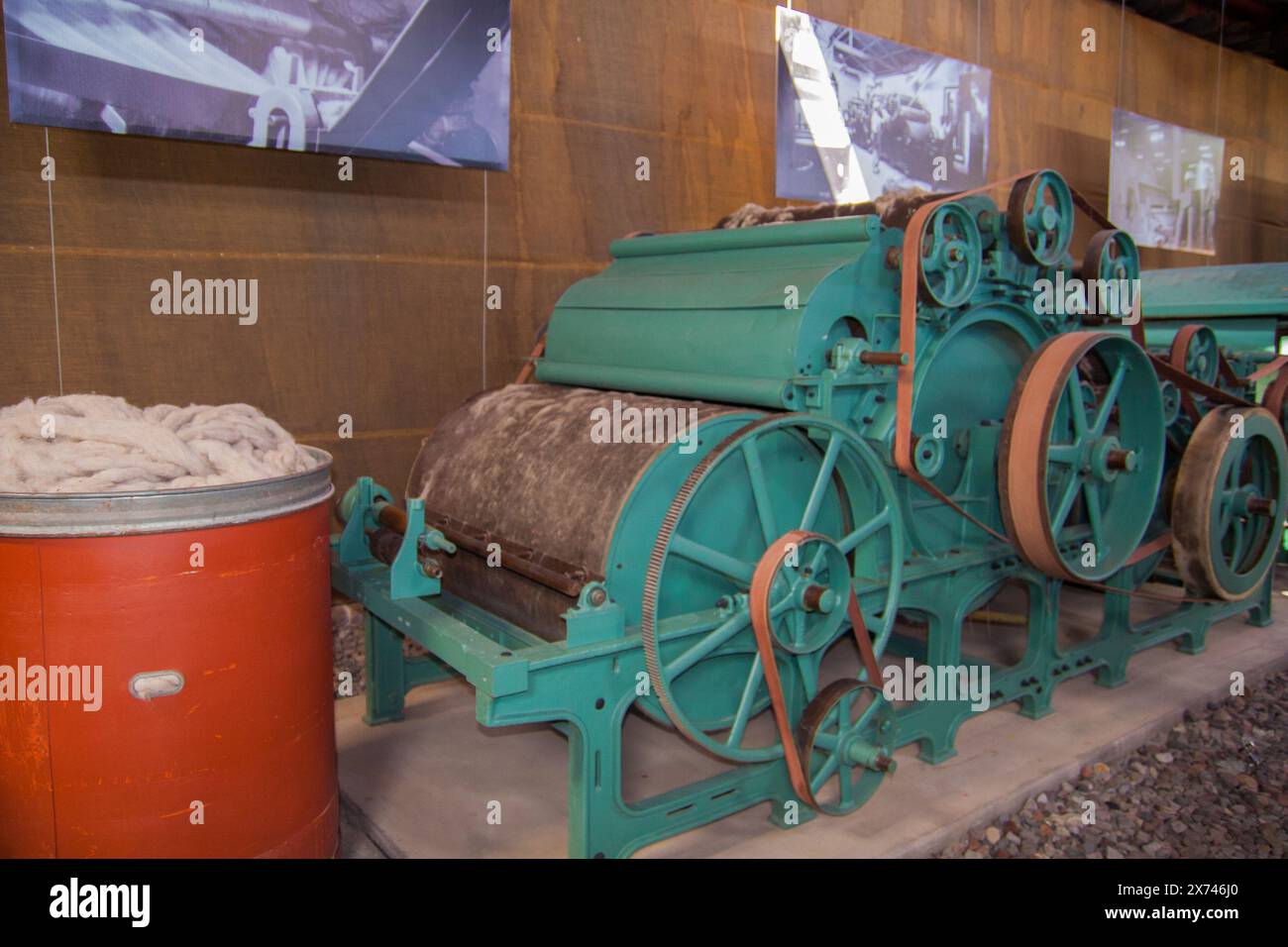 Ancient alpaca wool industrial process Stock Photo - Alamy
