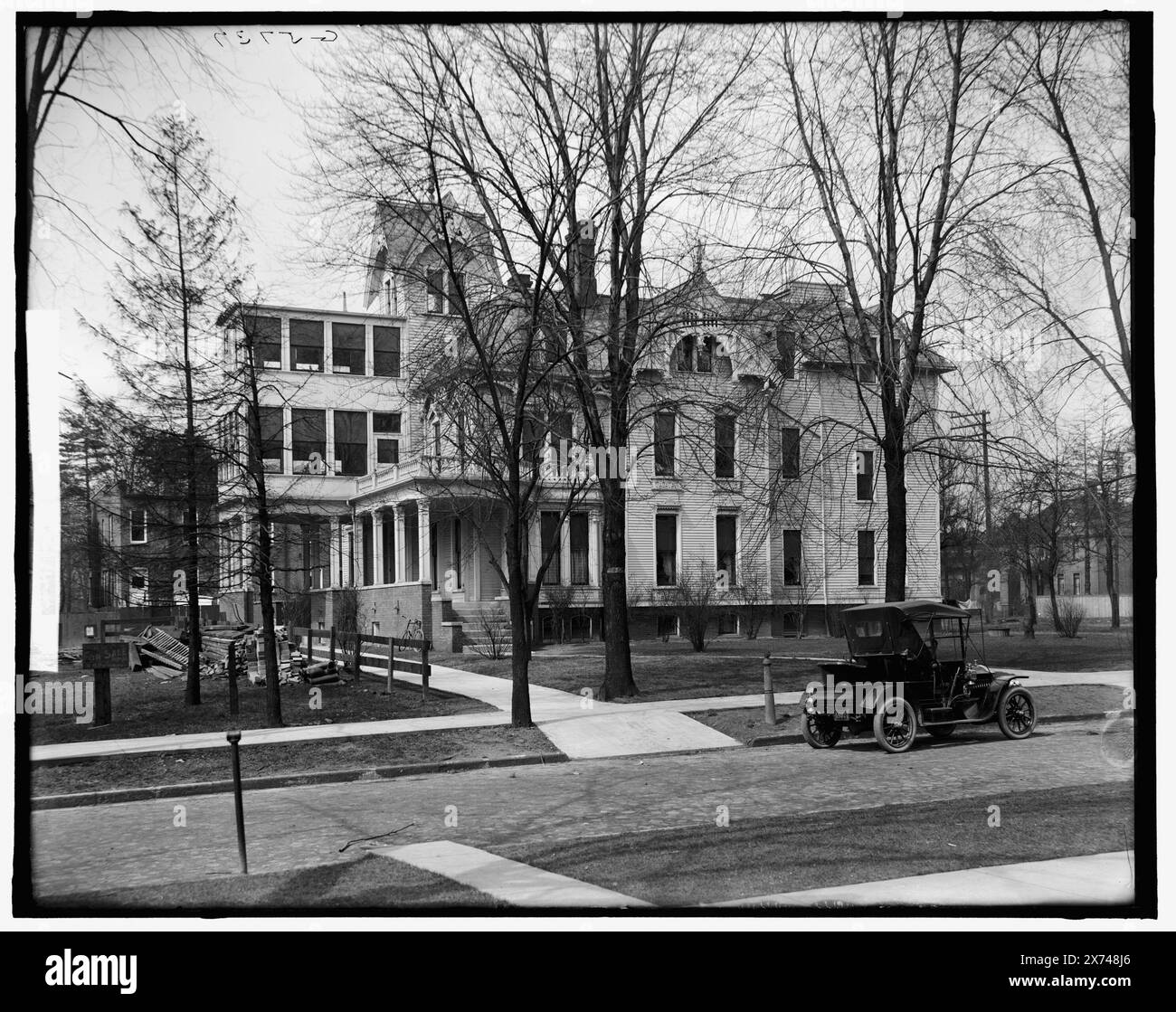 Michigan state house Cut Out Stock Images & Pictures - Alamy