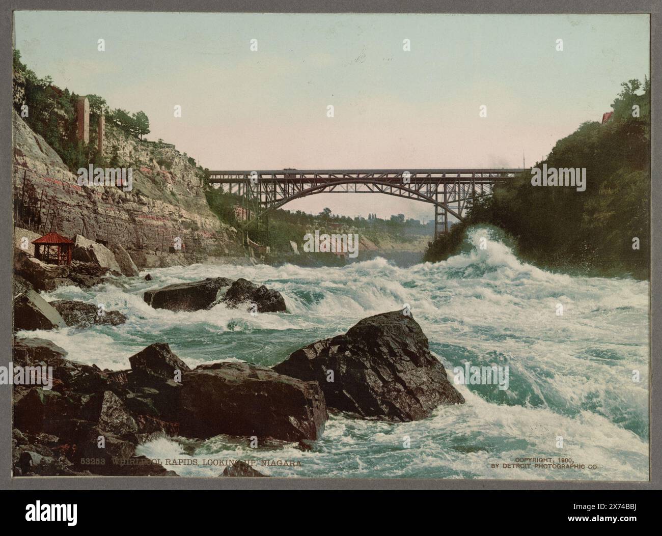 Cantilever_bridge hi-res stock photography and images - Alamy
