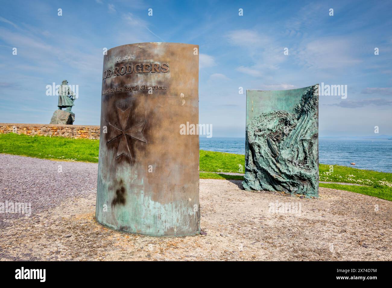 Dic Evans Statue, Moelfre, Anglesey, Wales, UK Stock Photo - Alamy