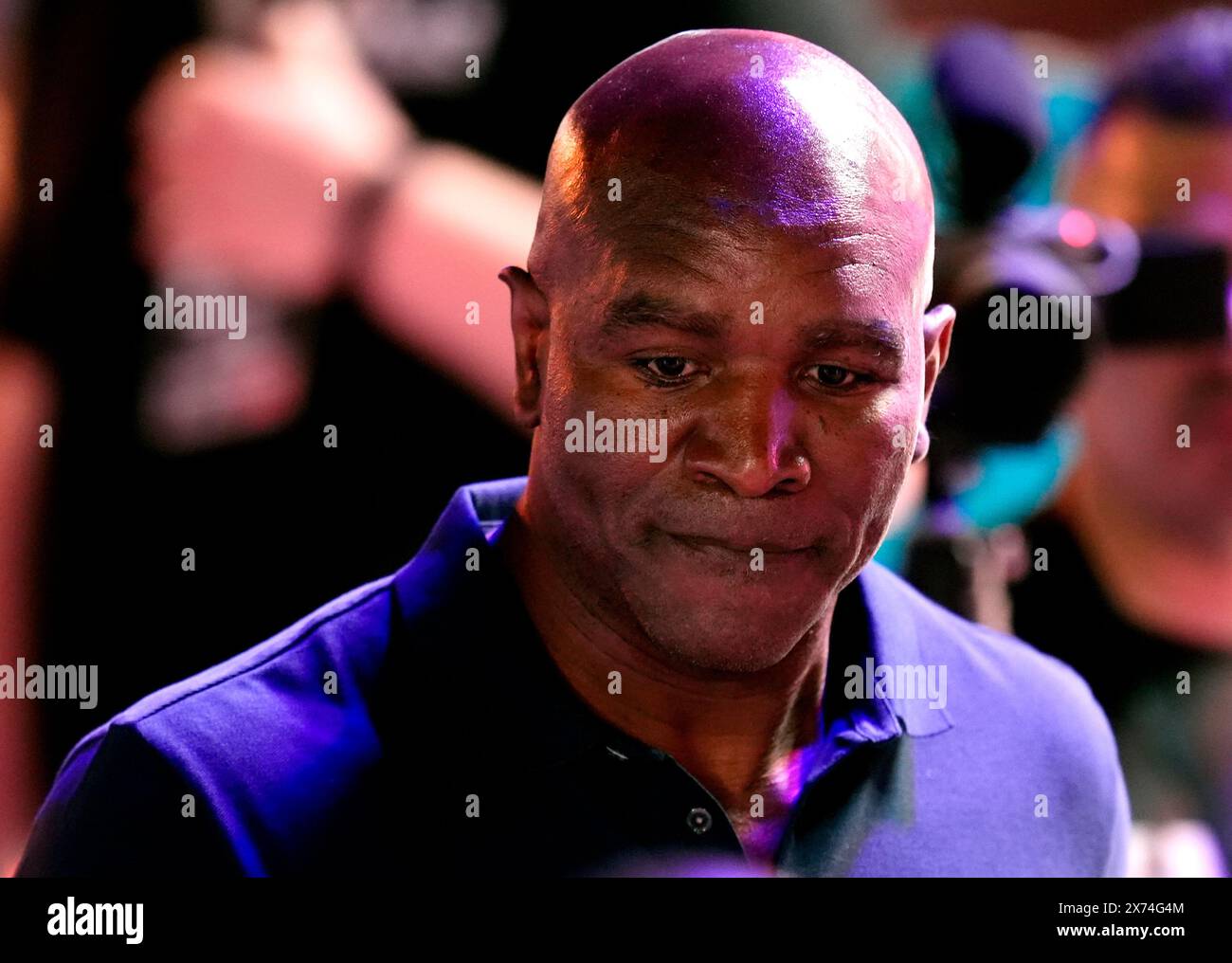 Wba evander holyfield hi-res stock photography and images - Alamy