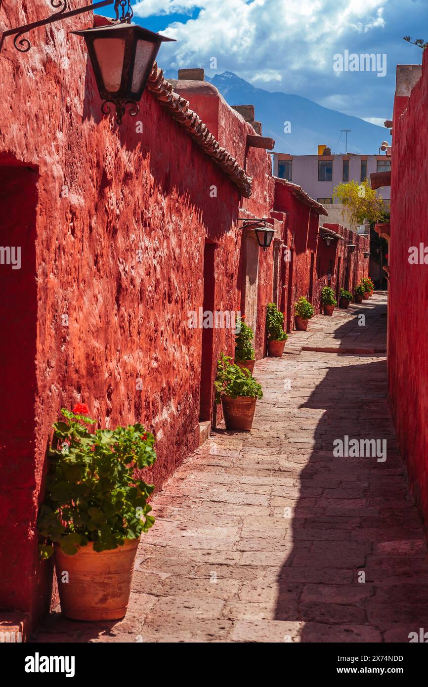 Santa Catalina Monastery. Arequipa Perú Stock Photo - Alamy
