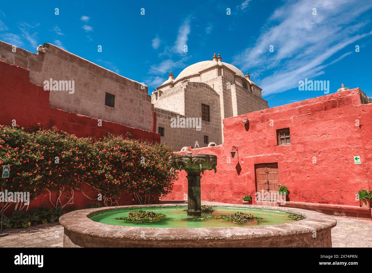 Santa Catalina Monastery. Arequipa Perú Stock Photo - Alamy