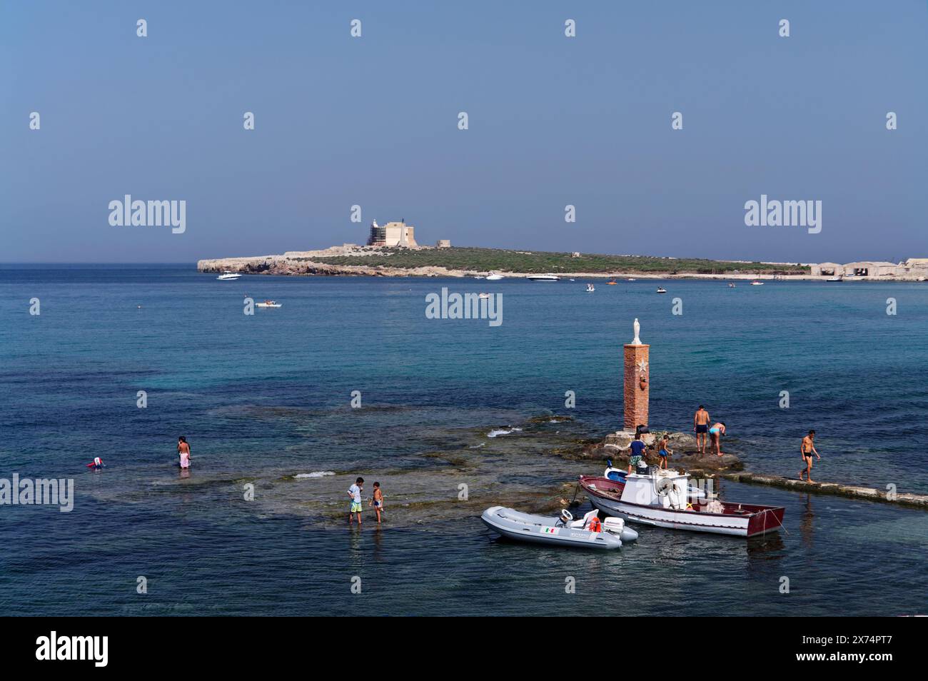 Italy, Sicily, Portopalo di Capo Passero, view of the coast and Capo ...