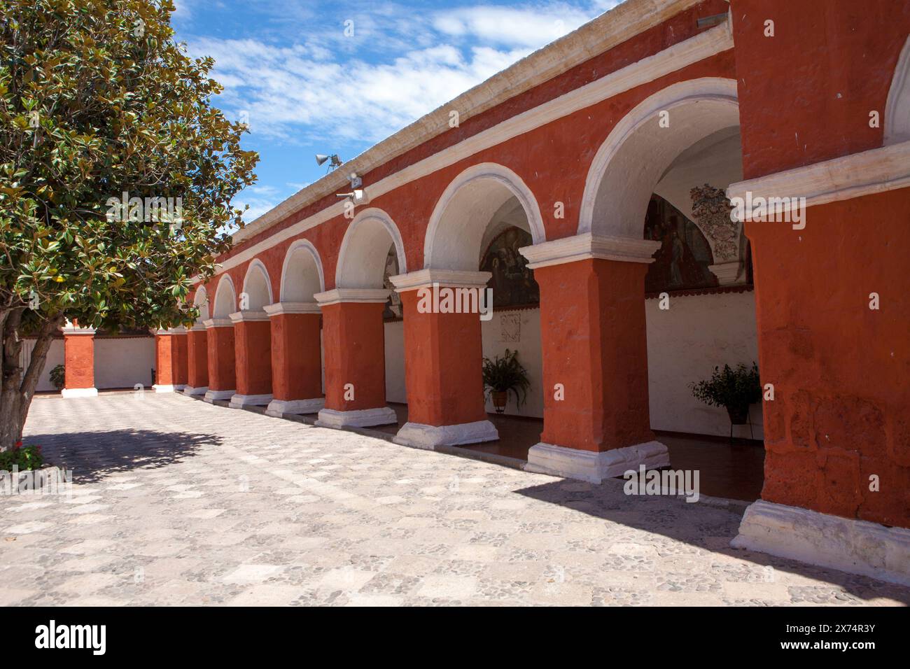 Santa Catalina Monastery. Arequipa Perú Stock Photo - Alamy