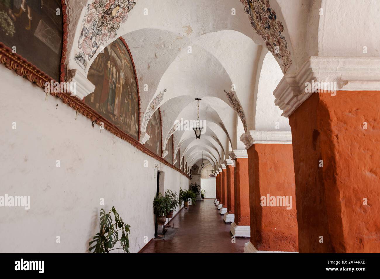 Santa Catalina Monastery. Arequipa Perú Stock Photo - Alamy