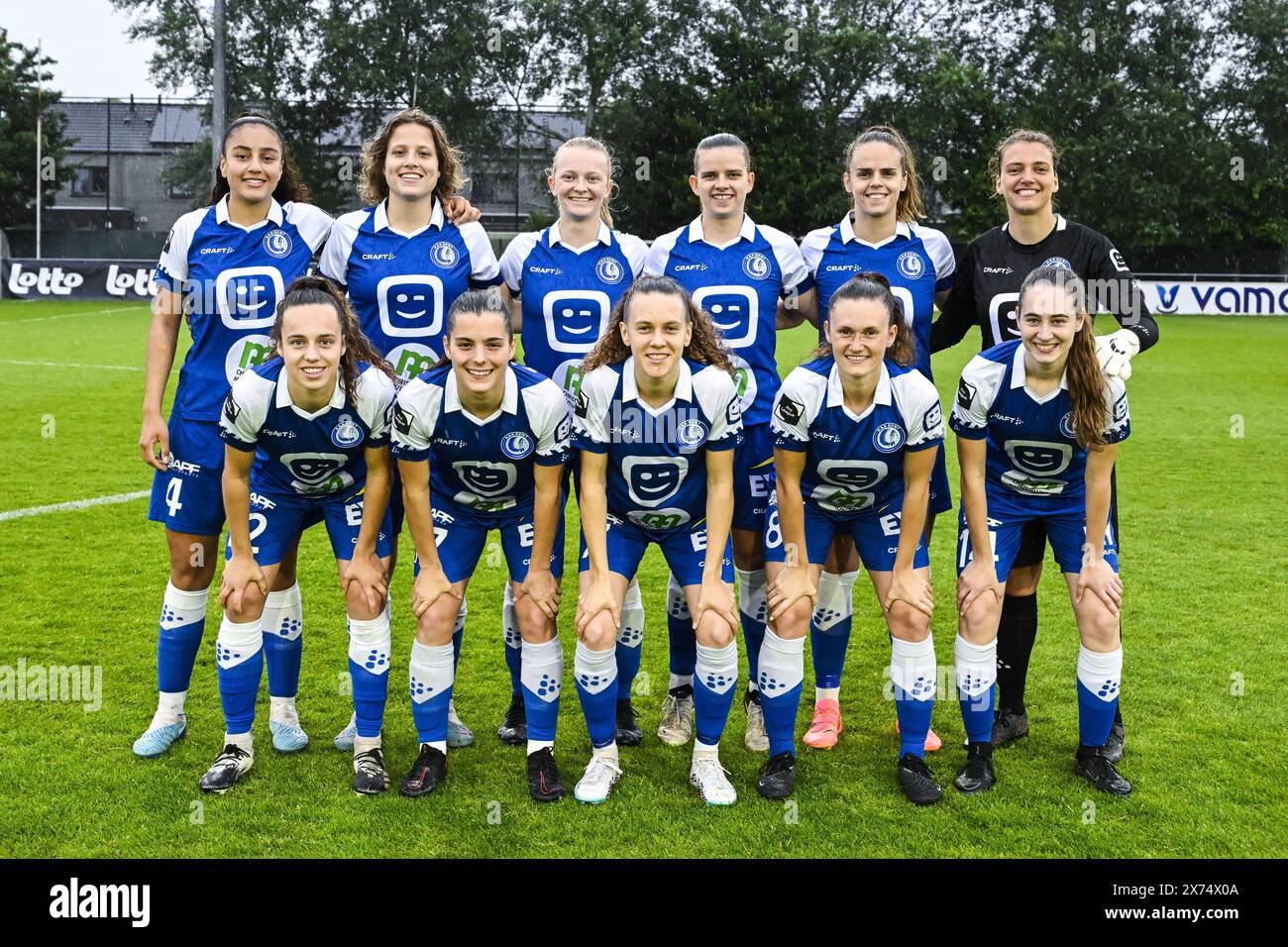 Gent, Belgium. 17th May, 2024. KAA Gent ladies pictured before a soccer ...