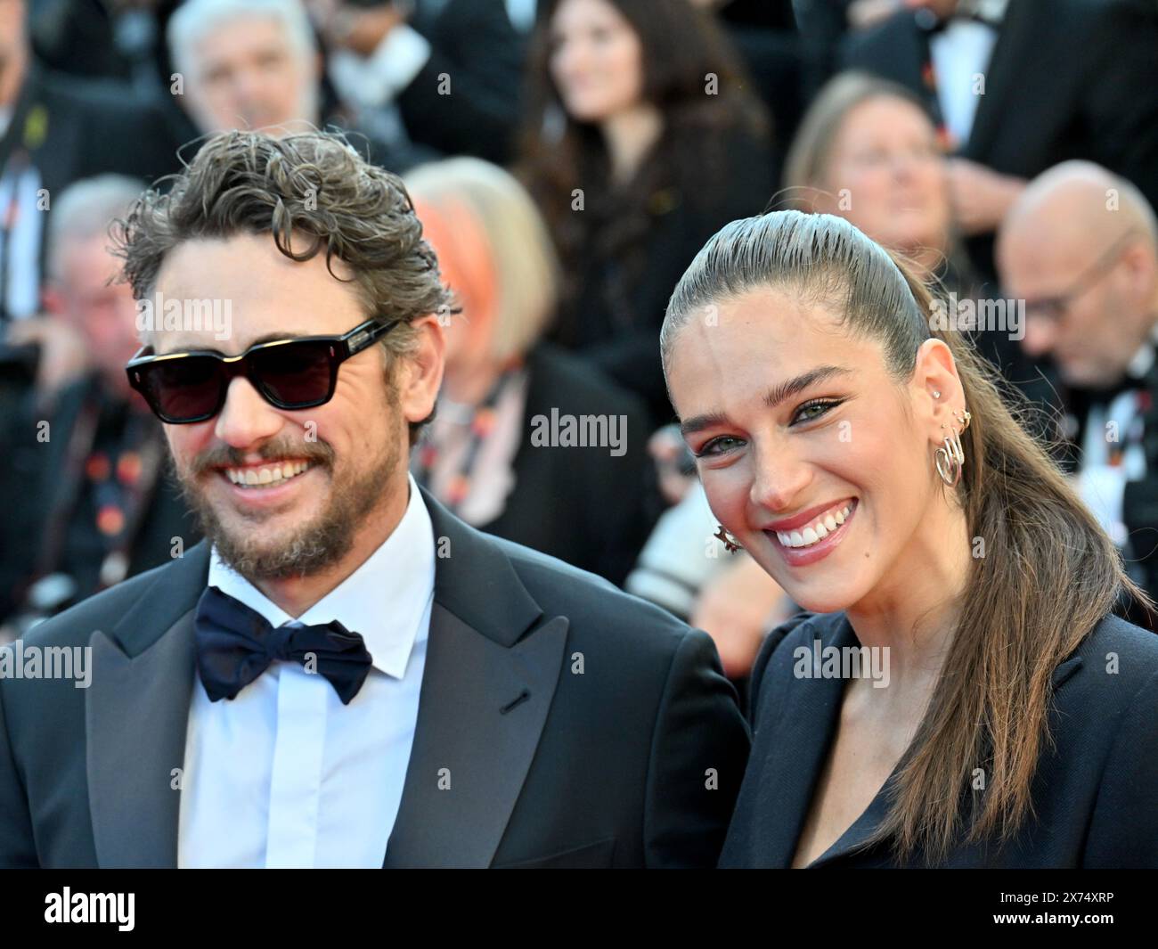 James franco and isabel pakzad hi-res stock photography and images - Alamy