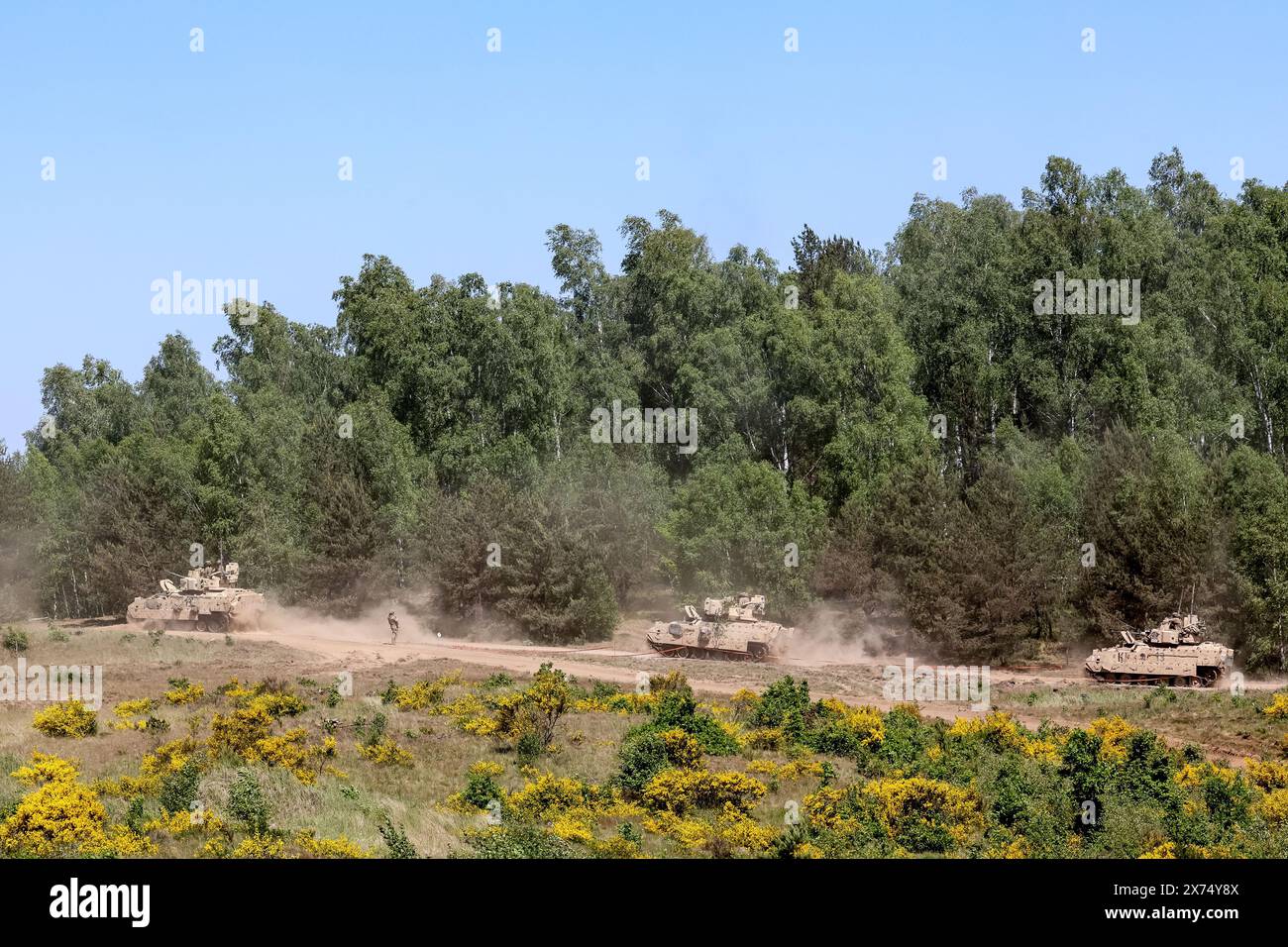 Wide raging exercise hi-res stock photography and images - Alamy