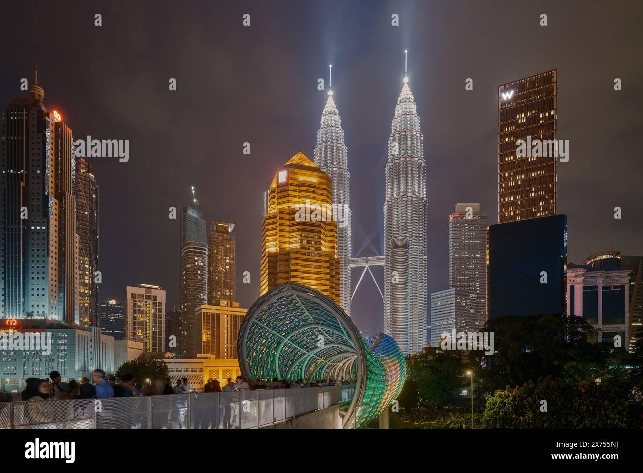 Saloma Link bridge in Kuala Lumpur, Malaysia is 69 meters combined ...