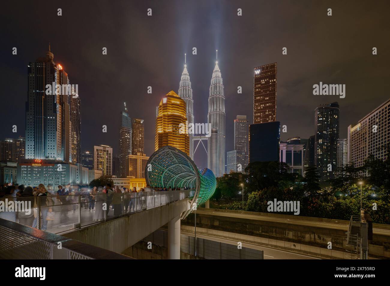 Saloma Link bridge in Kuala Lumpur, Malaysia is 69 meters combined ...