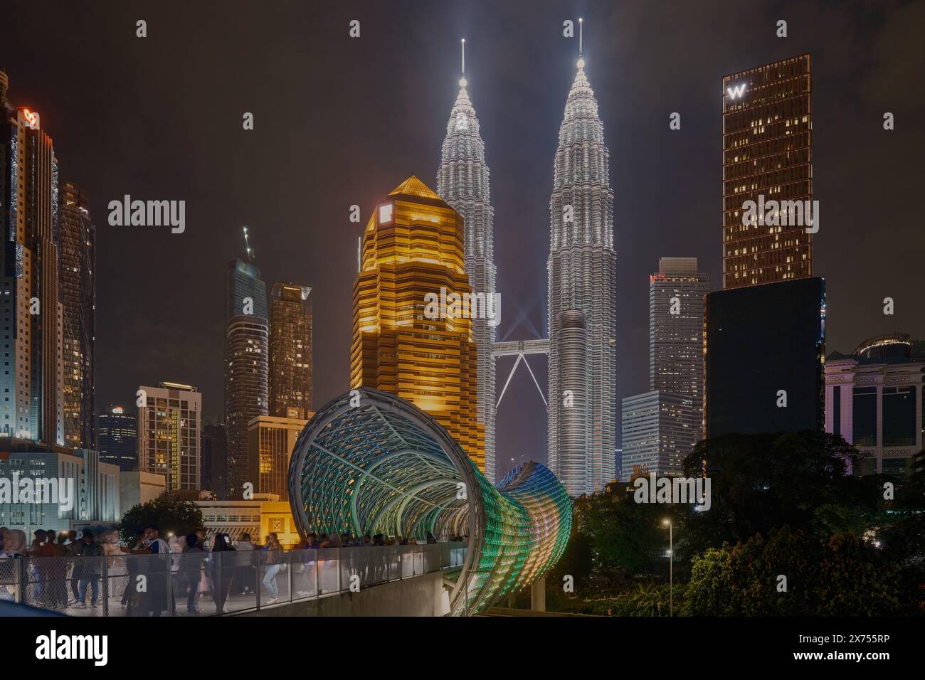 Saloma Link bridge in Kuala Lumpur, Malaysia is 69 meters combined ...