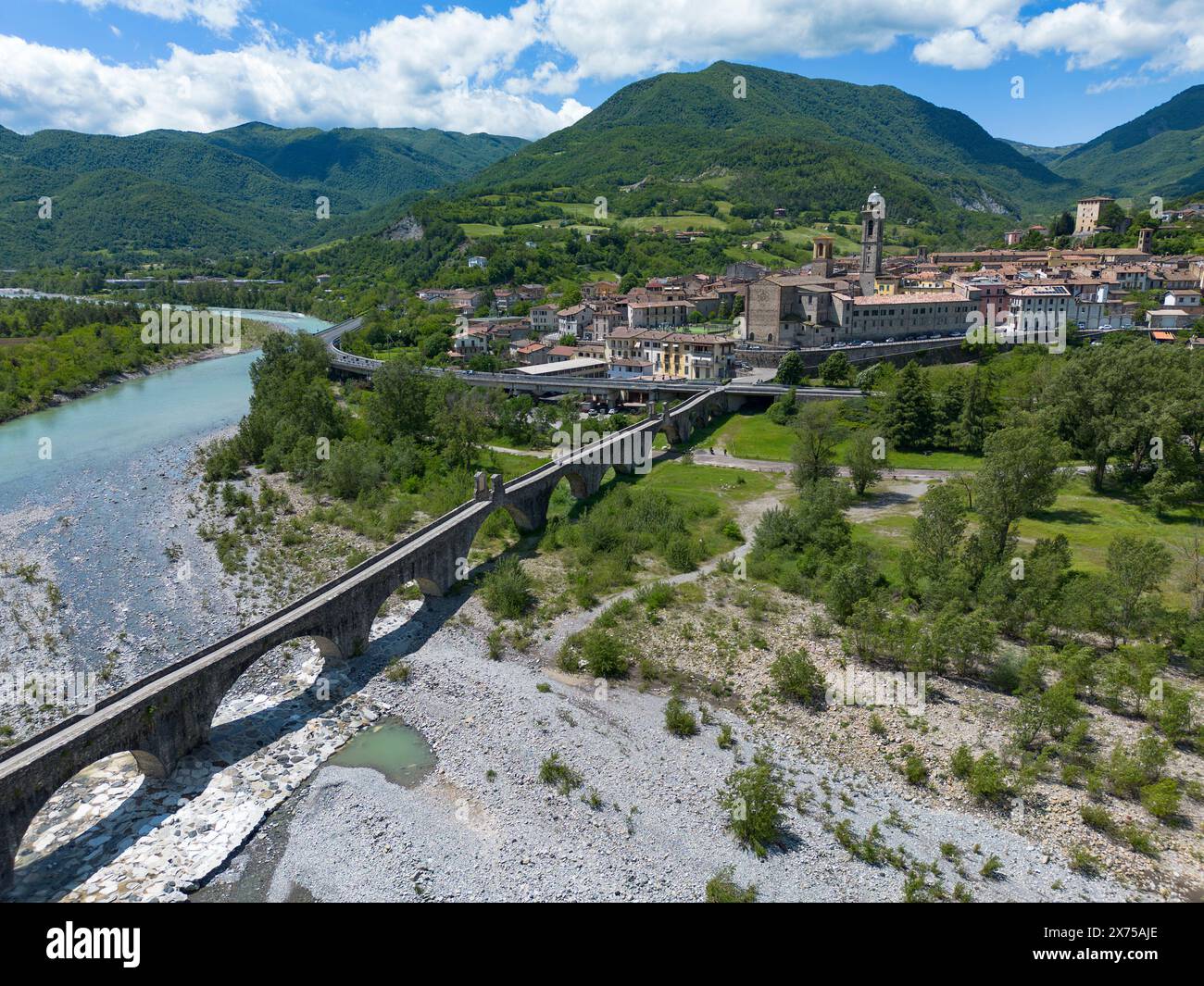 Aerial view of Bobbio village and its ancient bridge Stock Photo - Alamy