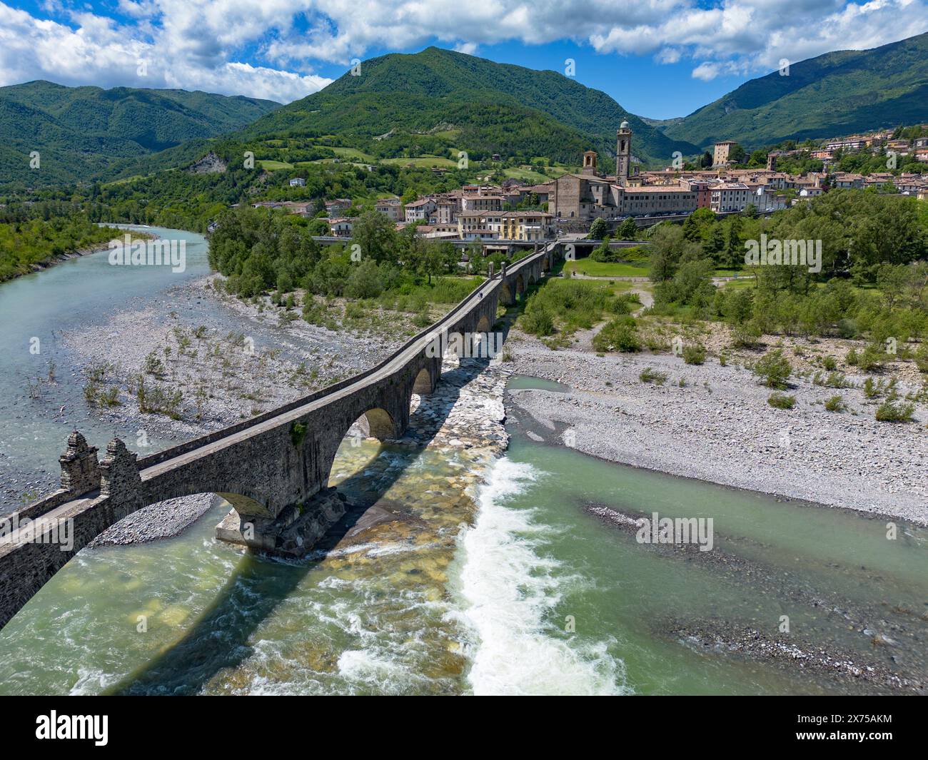 Aerial view of Bobbio village and its ancient bridge Stock Photo - Alamy