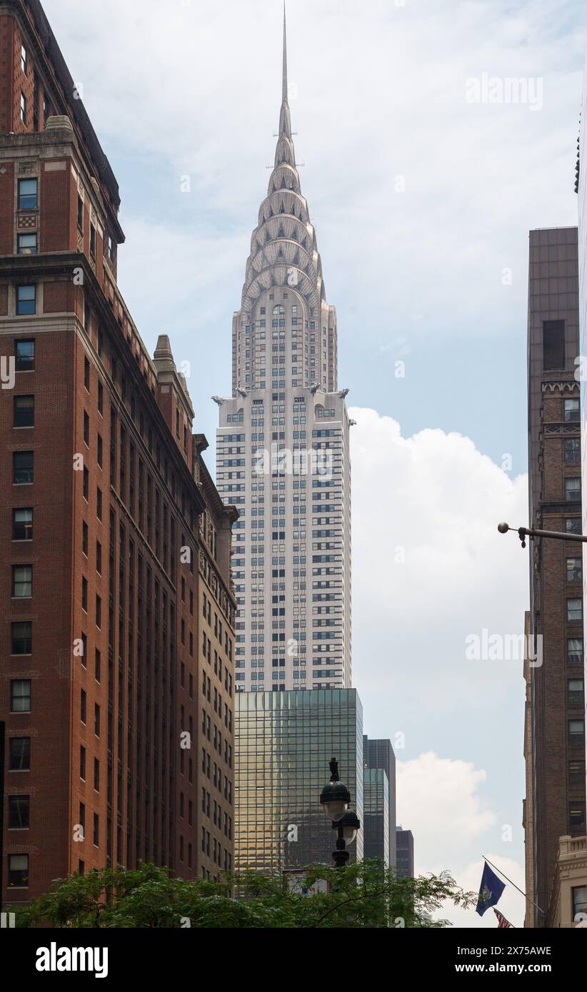 Chrysler buildings iconic steel hi-res stock photography and images - Alamy