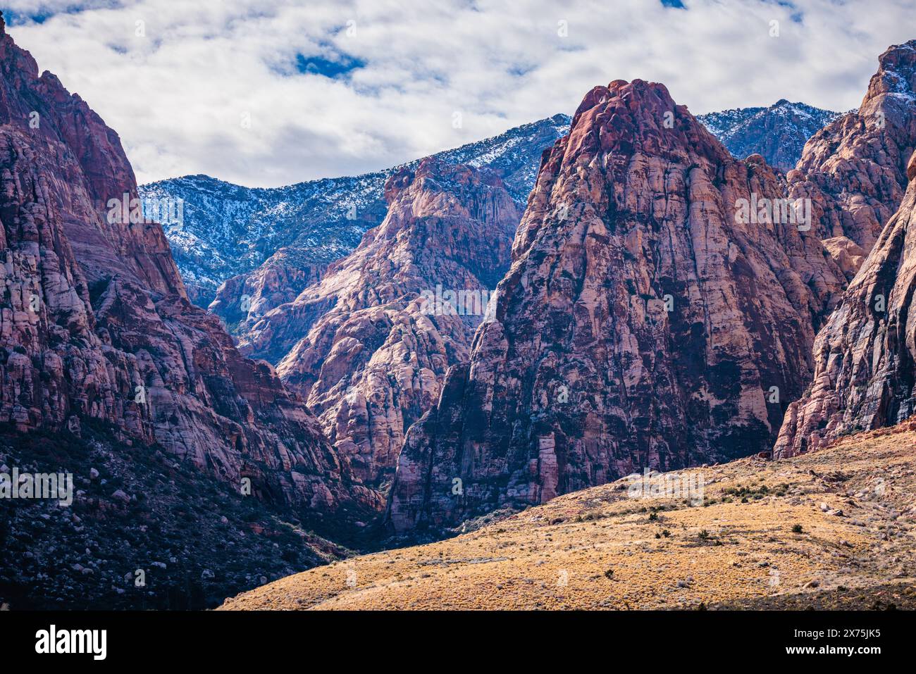 Landscape view of Red Rock Canyon, Nevada in winter Stock Photo - Alamy