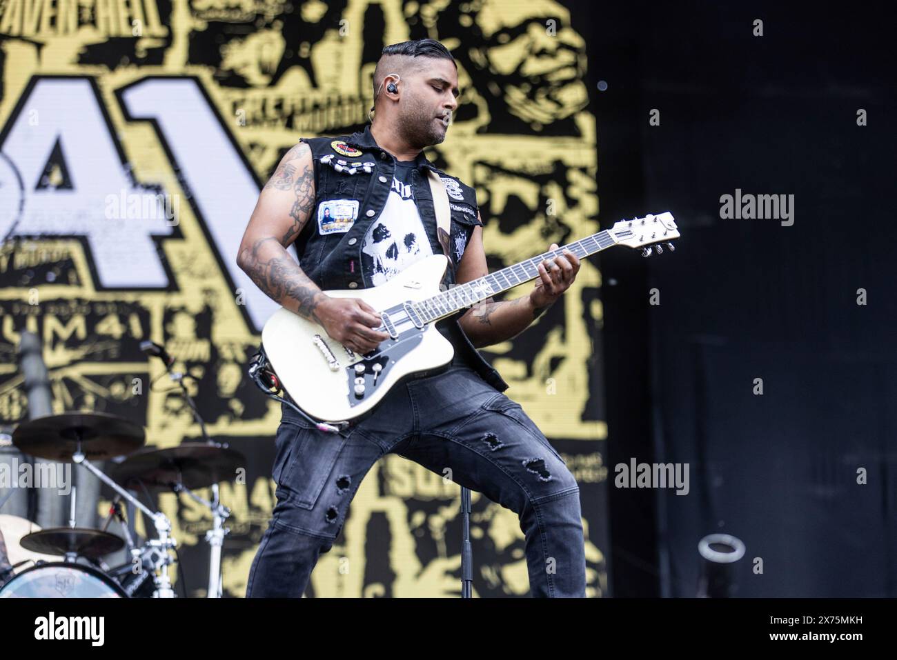 Dave Baksh of Sum 41 performs during Sonic Temple Art and Music ...