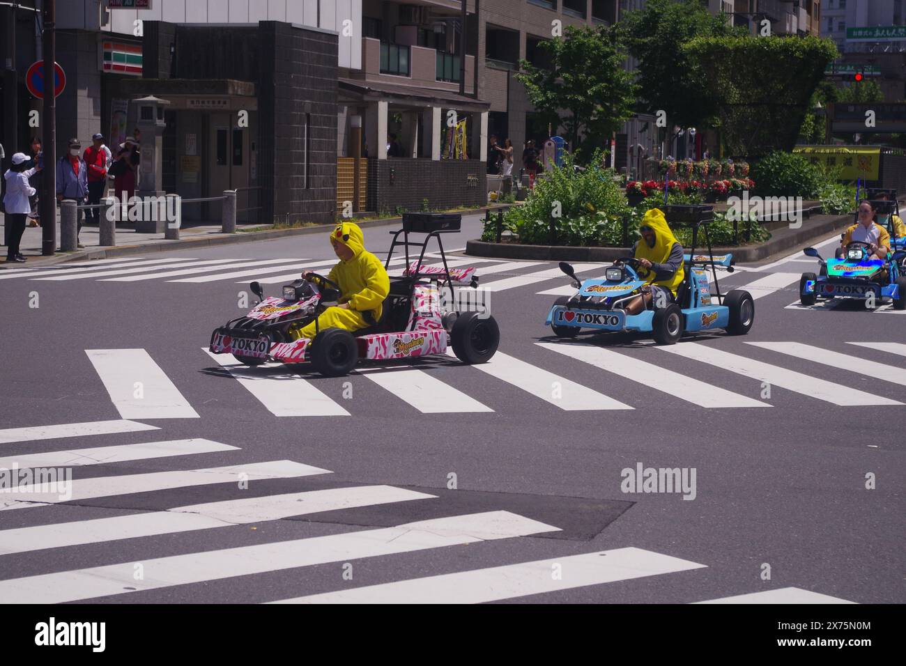 Karting Experience for Tourists in Tokyo, Japan Stock Photo - Alamy