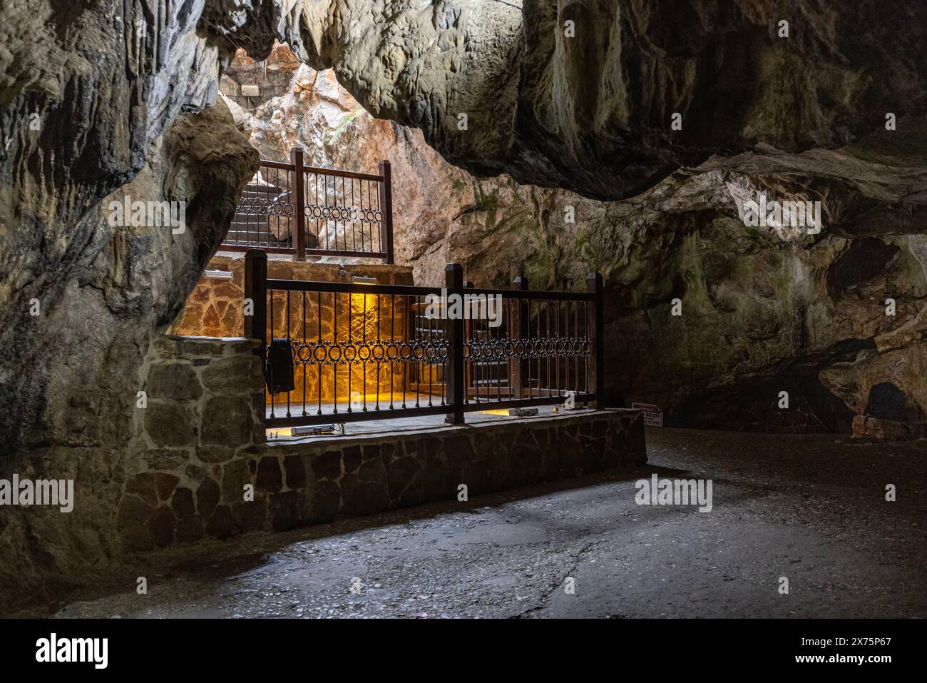 People visiting the sacred place, Eshab-i Kehf Cave ( Seven Sleepers ...