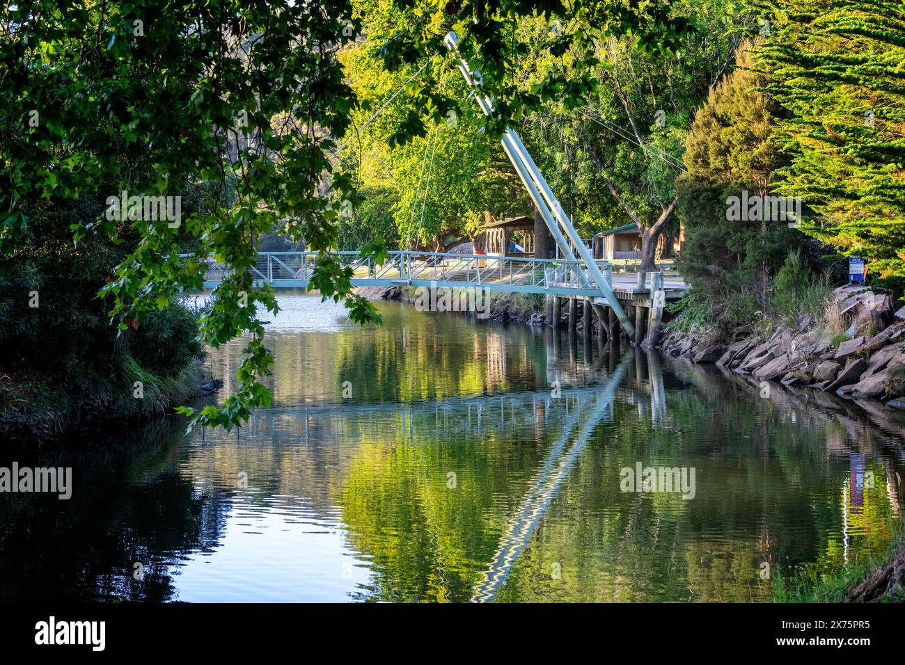 Footbridge over the Latrobe Inlet of the Mersey River at Bell Parade ...