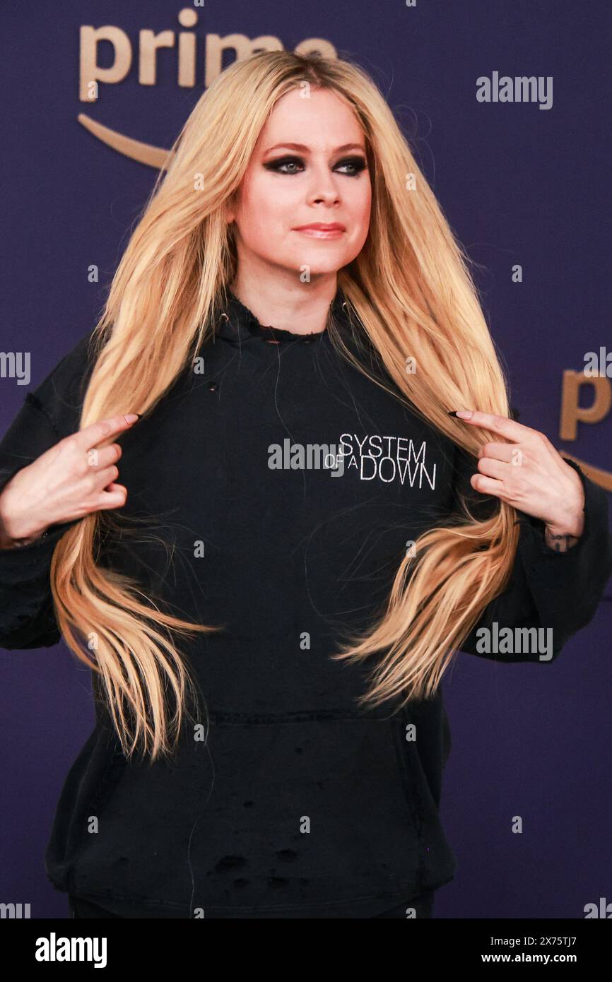 Avril Lavigne attends the 59th Academy of Country Music Awards at Omni ...