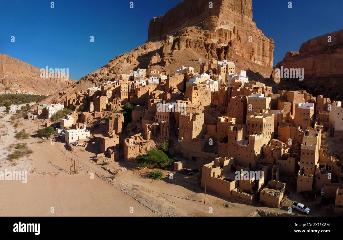 Al Jadedah is a town in Wadi Dawan region in Hadhramaut Governorate ...