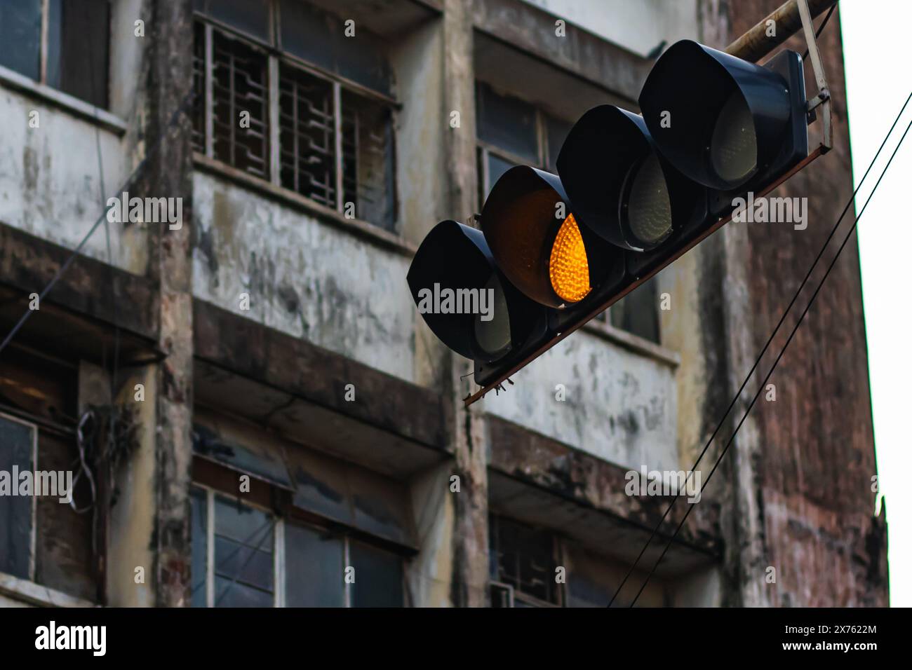 Traffic signal light glowing on road side post in India Stock Photo - Alamy