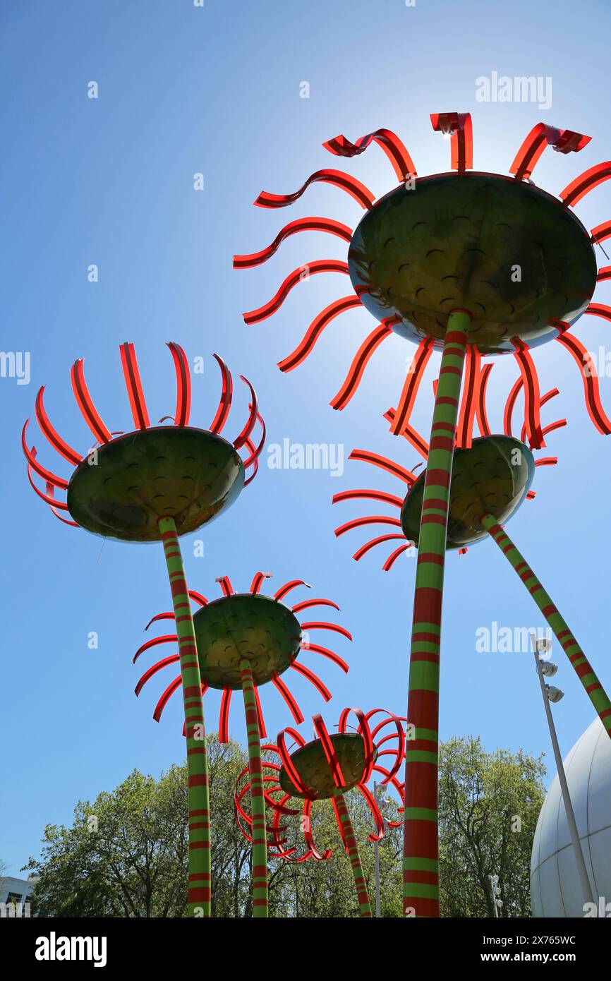 ‘Sonic Boom’ (Dan Corson, 2013, steel/fibreglass), Seattle Center ...